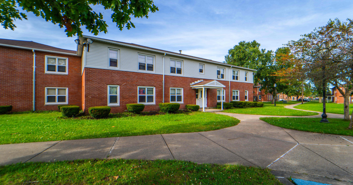 Adrean Terrace | People First